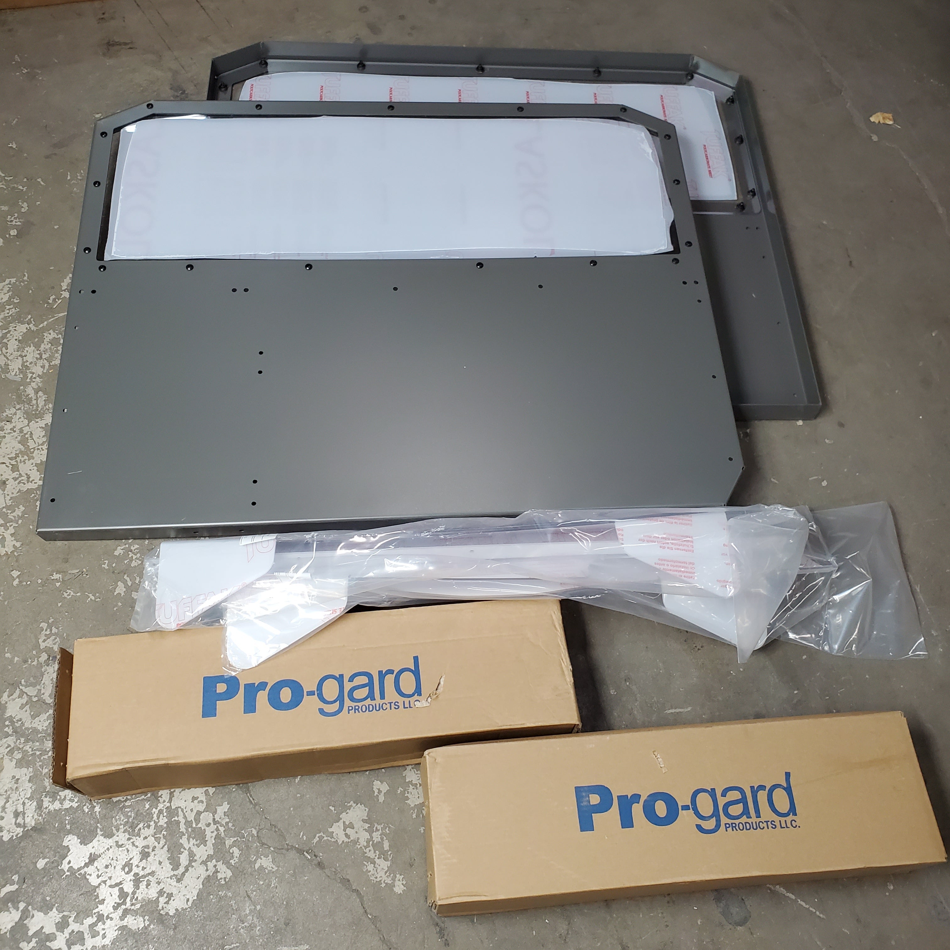 PRO-GARD INDUSTRIES Pro-Cell (2) Barrier & (2) Wing Kit P1000 for Ford ...