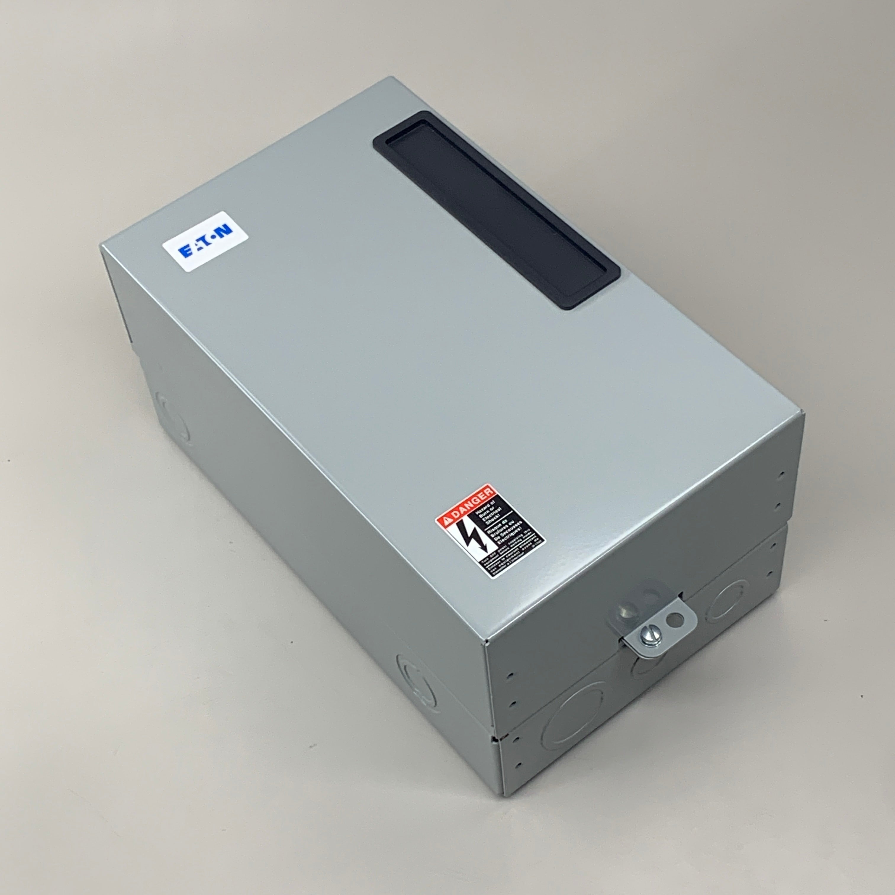 EATON Cutler-Hammer Enclosed Contactors Lighting Light Grey ECC03C1A6A ...