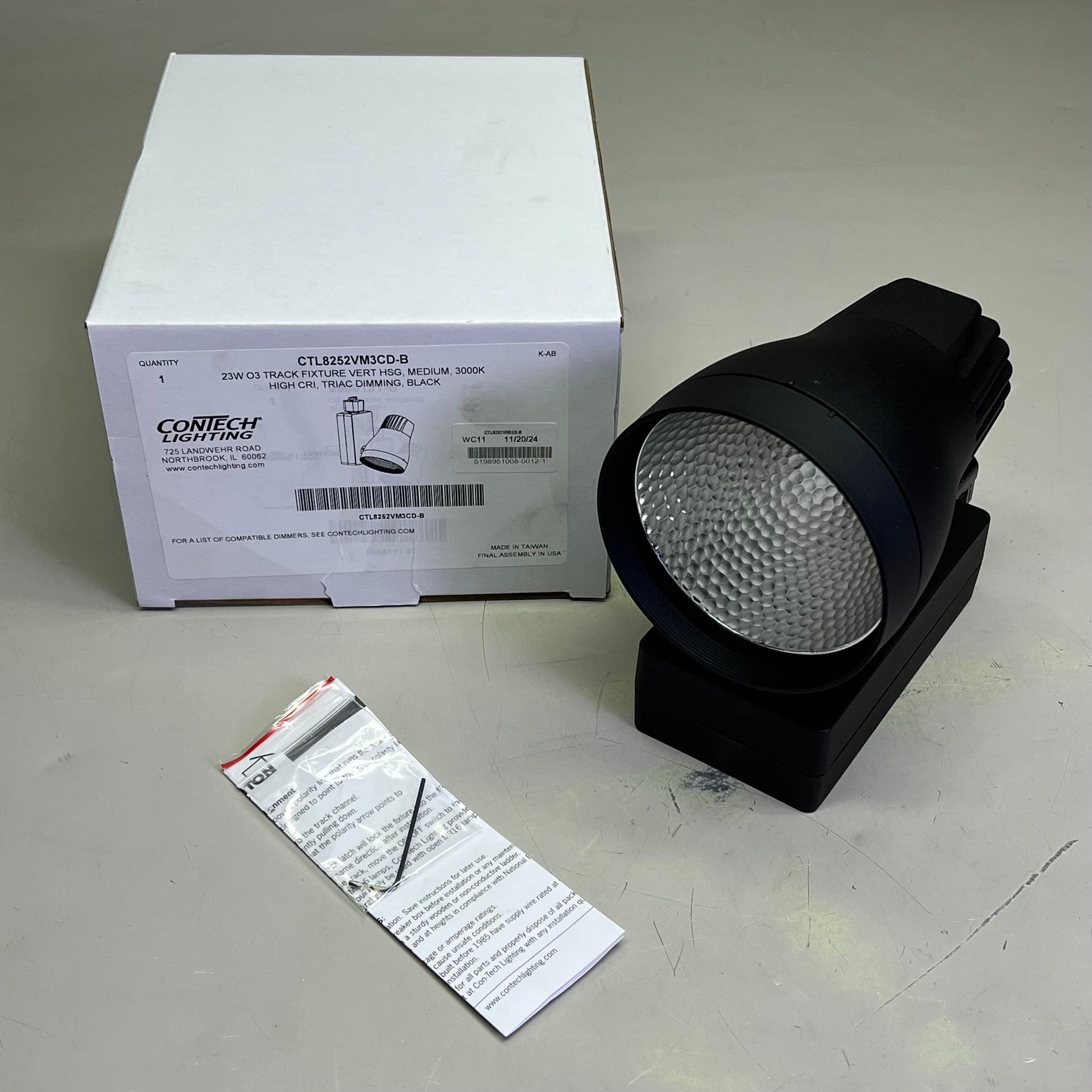 CONTECH LIGHTING Leviton Track Fixture Vert HSG 3000K CRI Black CTL825 ...