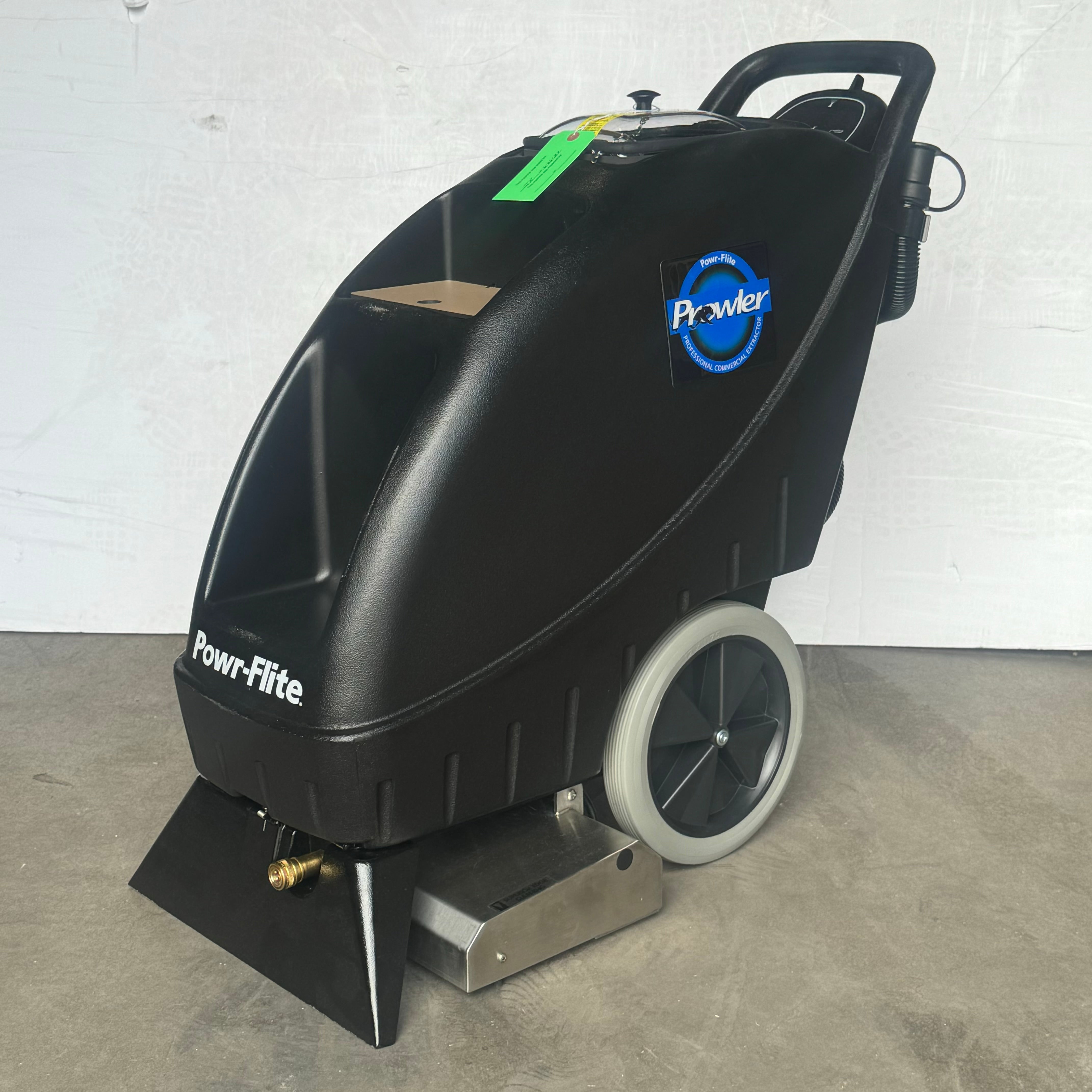 POWR-FLITE Prowler Self-Contained Carpet Extractor 9 Gal PFX900S 34”Hx ...
