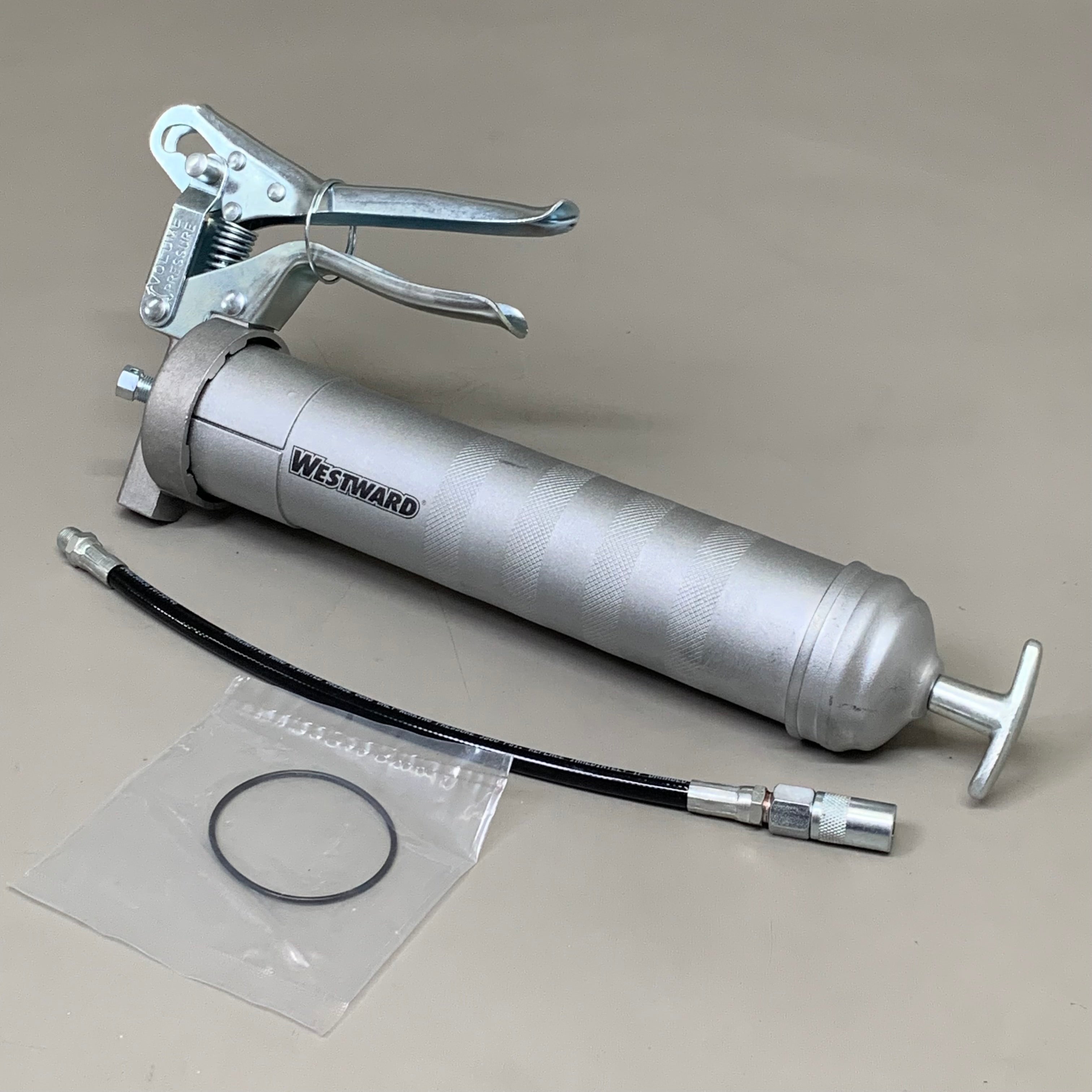 WESTWARD Metal Grease Gun Pistol 7000 psi 16 oz Bulk Capacity 12" Grey ...