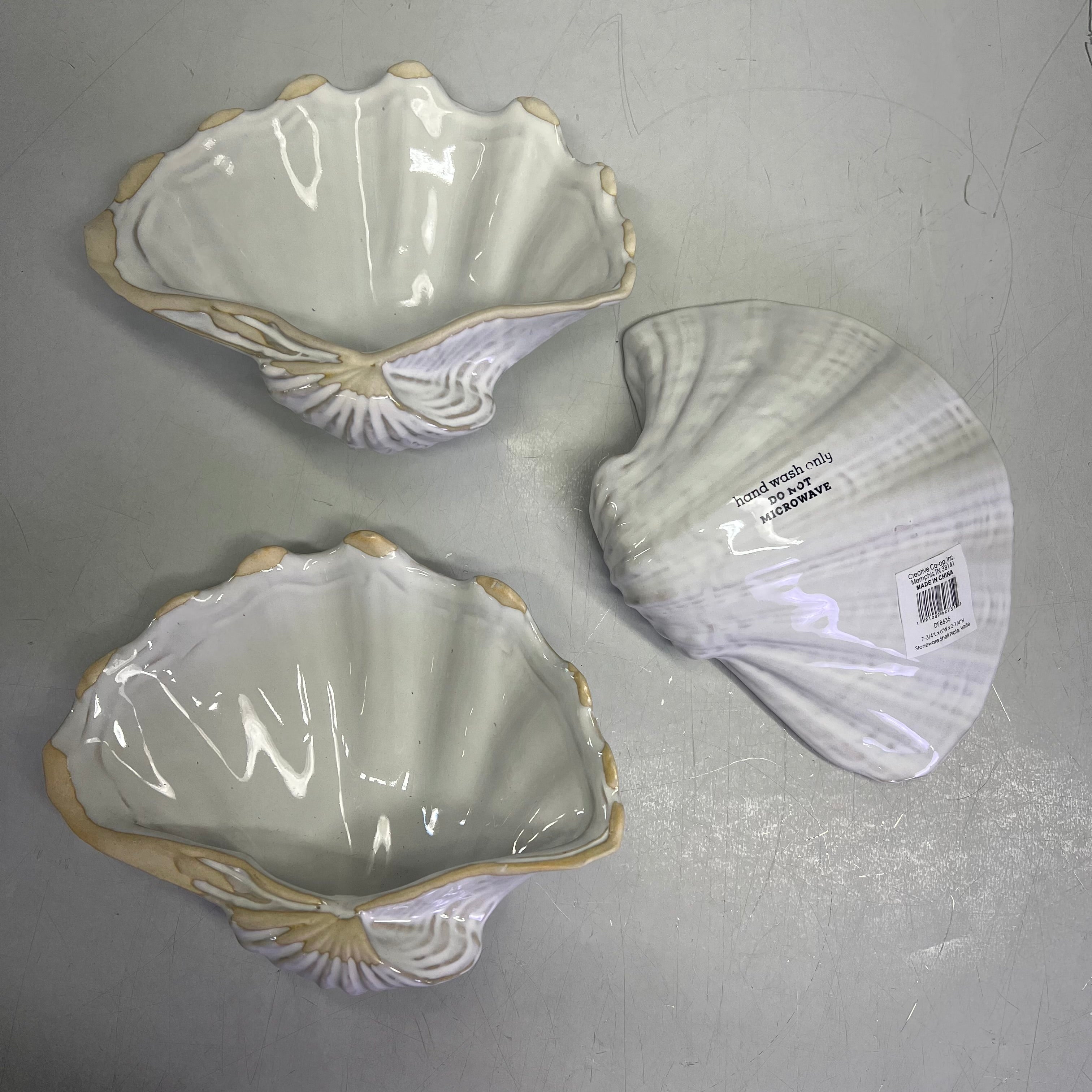 CREATIVE CO-OP (3 PACK) Reactive Crackle Glaze Stoneware Shell Plate W ...