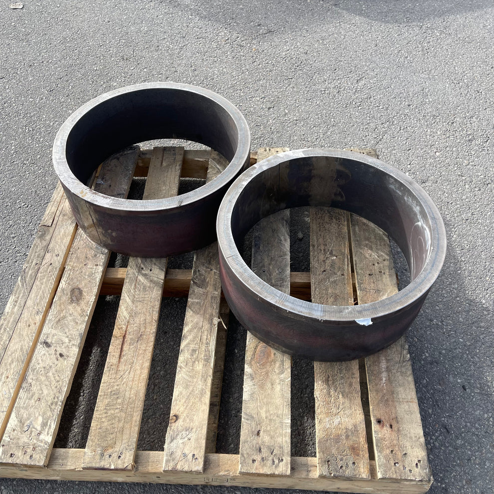 ZA@ Pallet of MIXED Cast Iron Ring (Pipe Coupling?) 19”x7” ~250 lbs (A ...